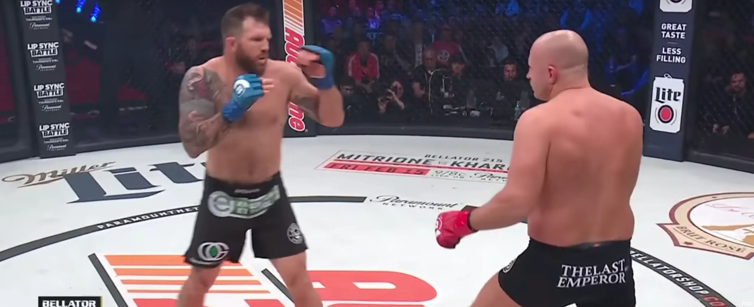 Ryan Bader maakt gehakt van Fedor Emelianenko in finale van Bellator 214